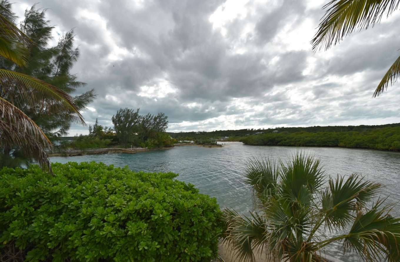 Middle Cay - Eleuthera, Bahamas , Caribbean - Private Islands for Rent