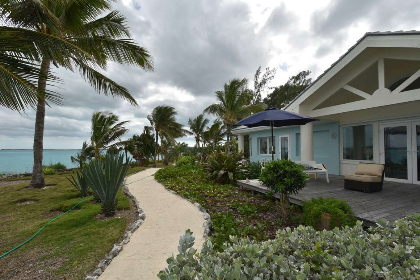 Middle Cay - Eleuthera, Bahamas , Caribbean - Private Islands for Rent